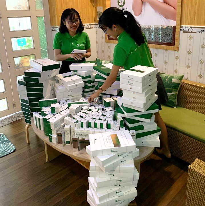 Kem làm dịu da tổn thương Azulen Dr Plus Cell Soothing Cream | Lona